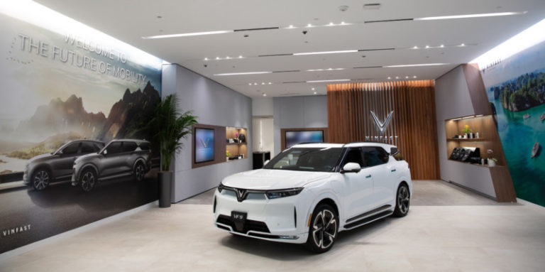 VinFast opens first locations, reveals store and service strategy ...